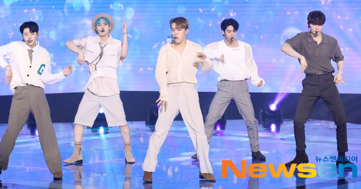 CIX, 화려한 무대[포토엔HD]