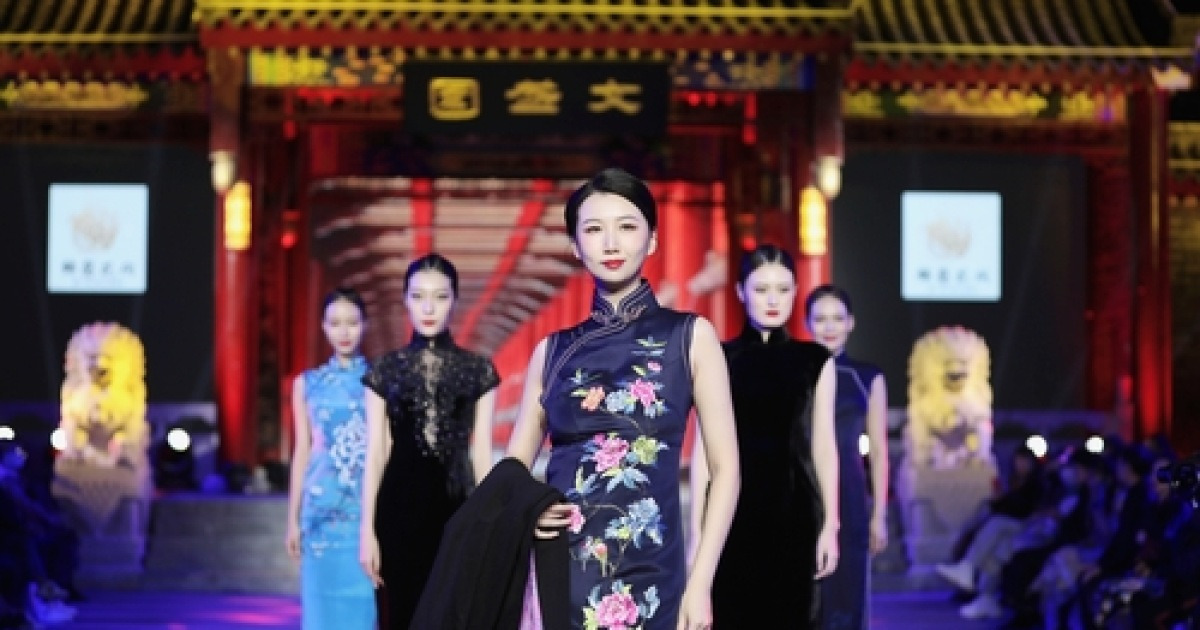 [AsiaNet] Shenyang Cheongsam Culture Festival opens