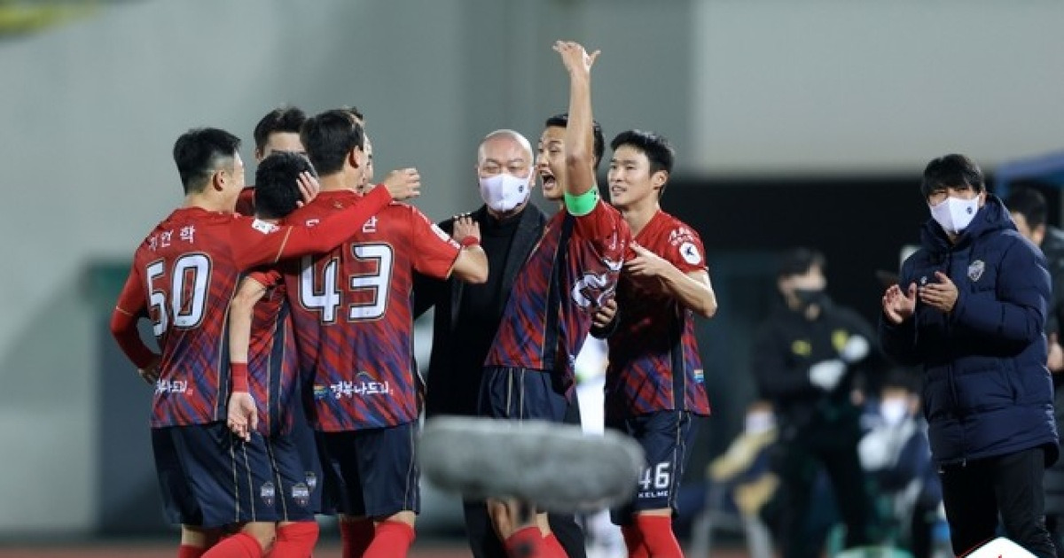 [K리그2 리뷰] '고승범 1G 1AS' 김천, 전남 3-1 제압..'전남 4위 마감'