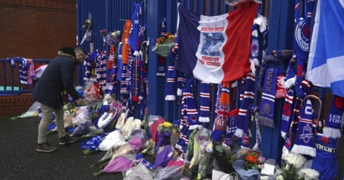 Britain Soccer Obit Smith