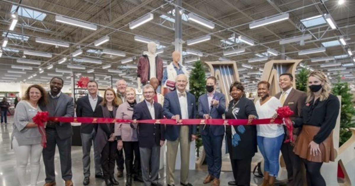 Market by Macy's Grand Opening / South Point