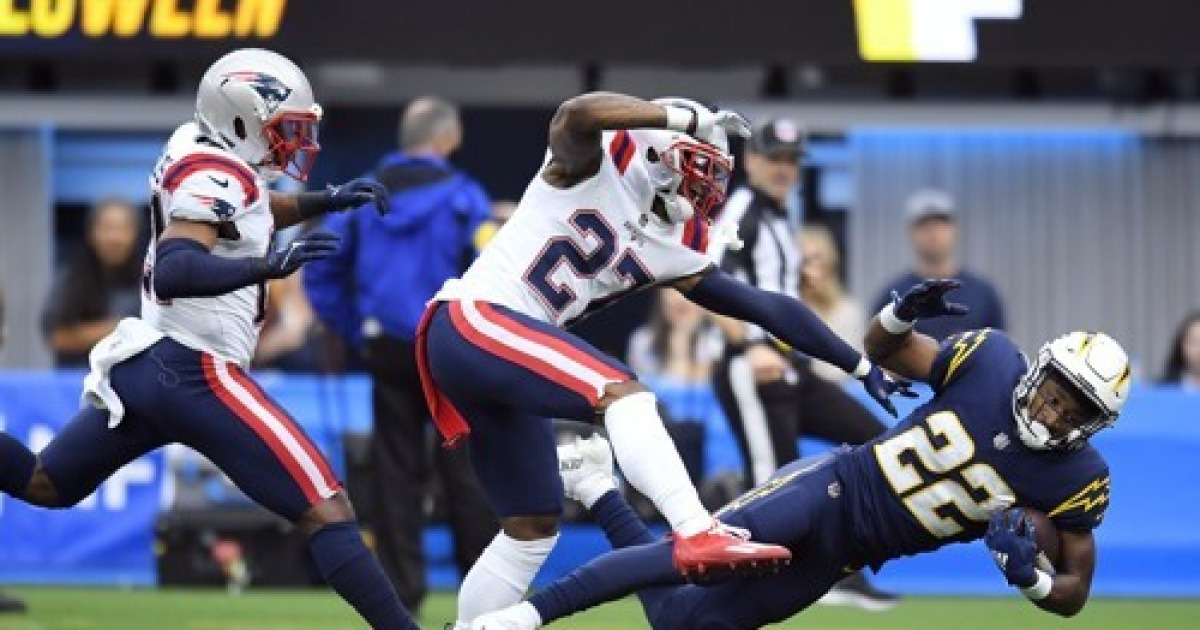 Patriots Chargers Football