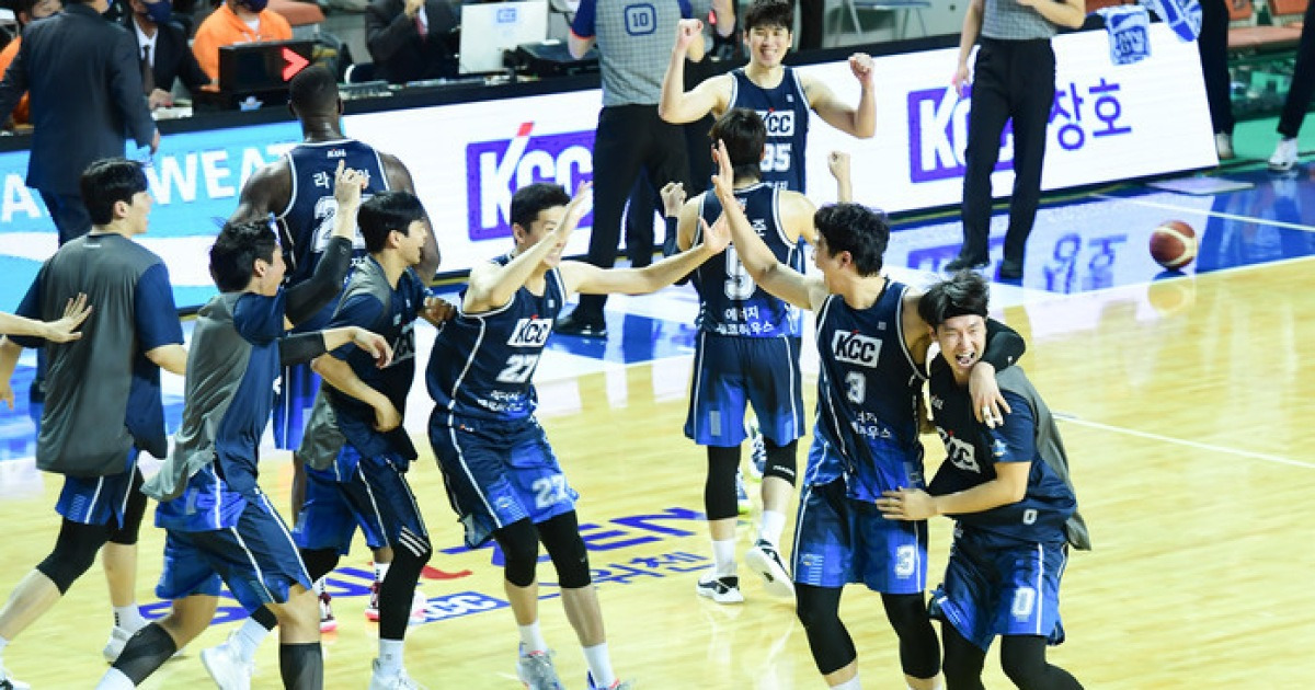 [뒷북STAT] KCC가 작성한 KBL 최초 기록 두 가지는?