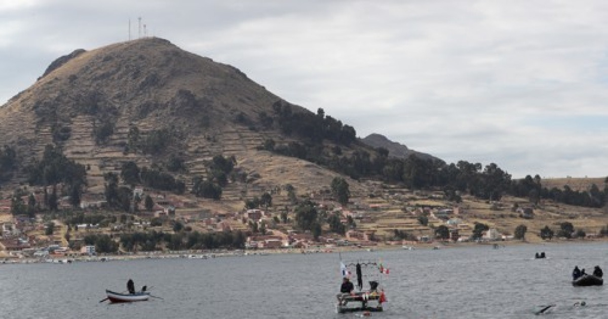 BOLIVIA SWIMMING
