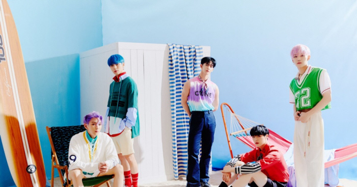 CIX, '2022 시즌 그리팅' 예판 시작..온·오프라인 팬사인회 등 팬들 위한 특별한 선물