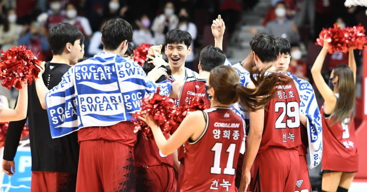 [기록] 완벽했던 KGC, 3Q 40점 폭발..KBL 역대 3Q 득점 공동 2위