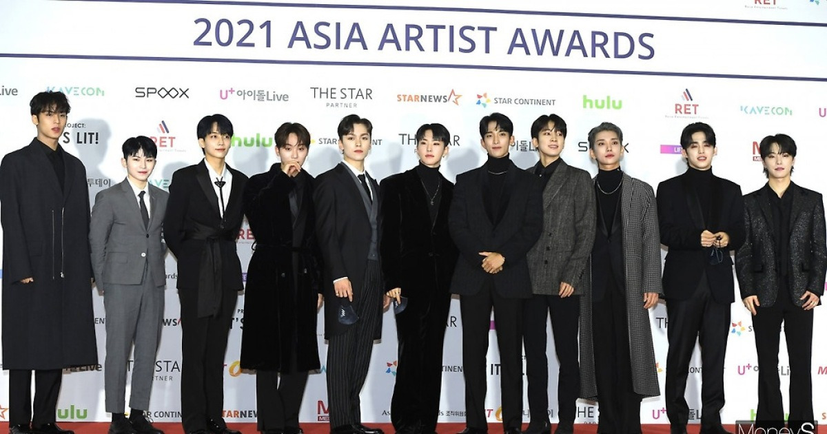 [머니S포토] 세븐틴, 여심 훔치는 비주얼(2021 AAA)