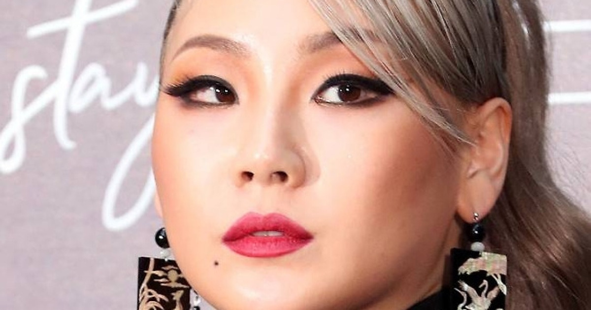 CL, AAA RET 인기상 수상 "내년에는 함께 할 수 있길"[2021 AAA]