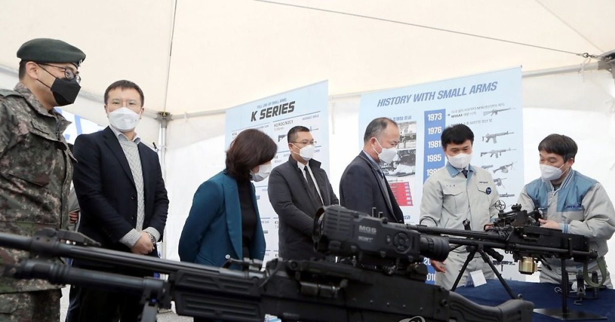 SNT모티브, 독자개발 K16 기관총 출하