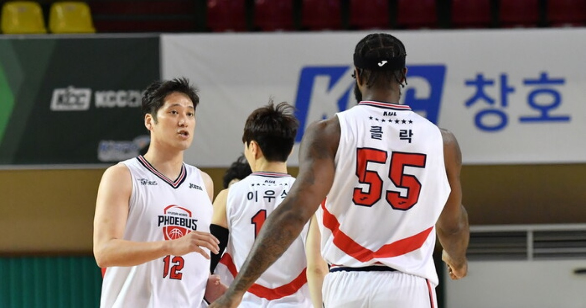 [BK 리뷰] '3Q 3점 5방' 현대모비스, KCC 제압