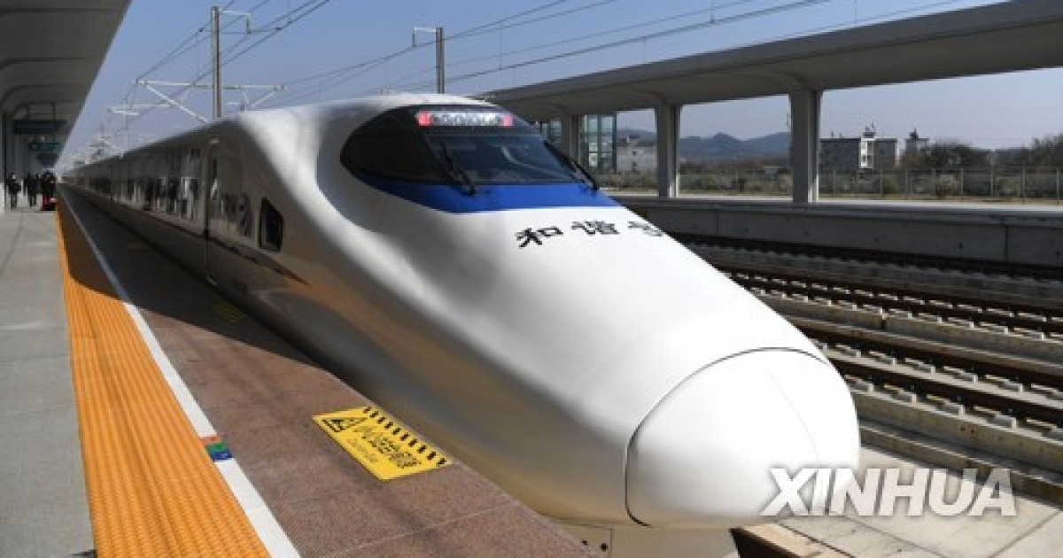 CHINA-ANQING-JIUJIANG-HIGH-SPEED RAILWAY-OPERATION (CN)