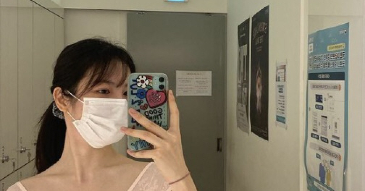 '168cm·42kg' 신예은, 엎드리니 등뼈가 훤히..깡 마른 근황 '충격'