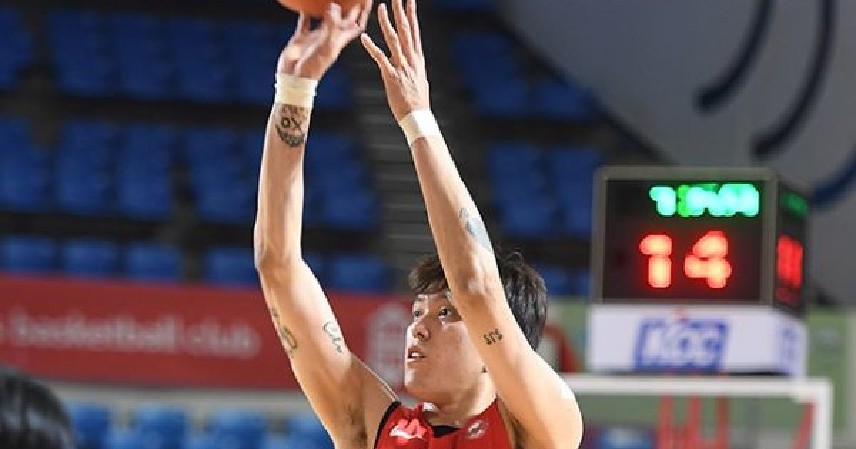 '최준용 트리플더블급 활약' SK, KCC 꺾고 3276일만에 11연승