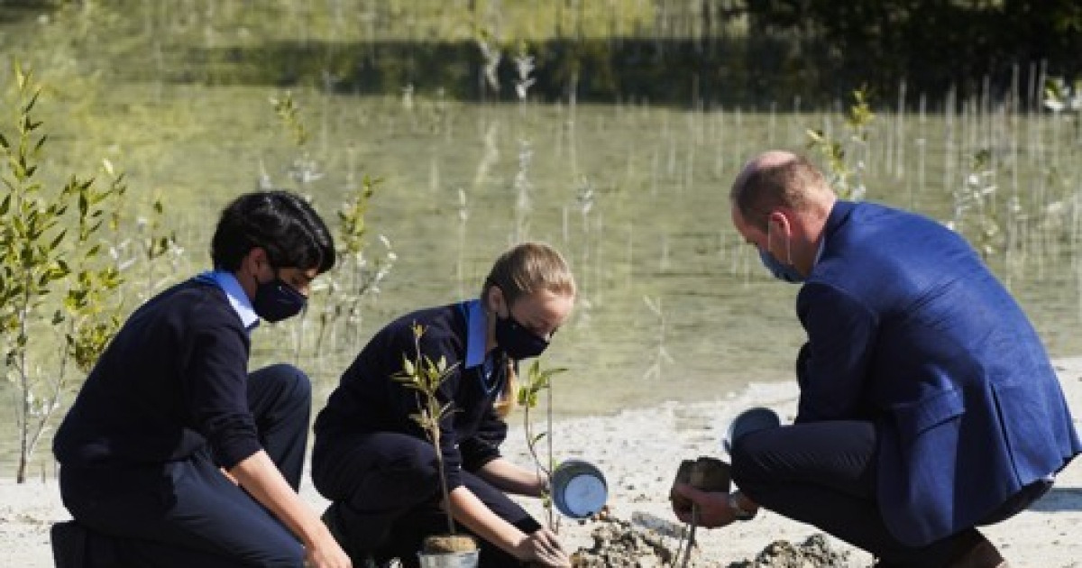 CORRECTION Emirates Prince William