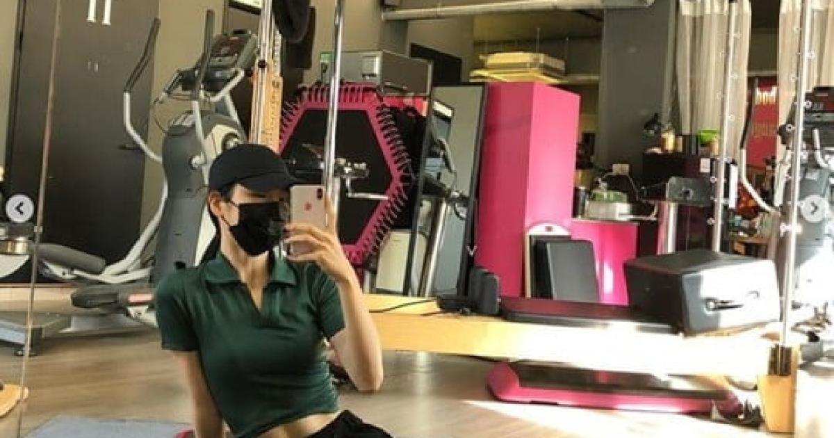 '168cm·42kg' 신예은, 마른 줄만 알았는데..선명한 11자 복근 [TEN★]