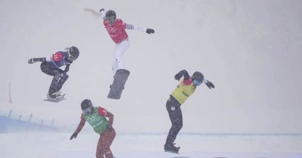 APTOPIX Beijing Olympics Snowboarding