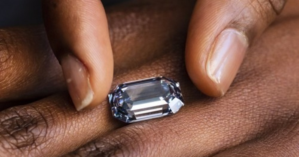 USA NEW YORK SOTHEBYS BLUE DIAMOND
