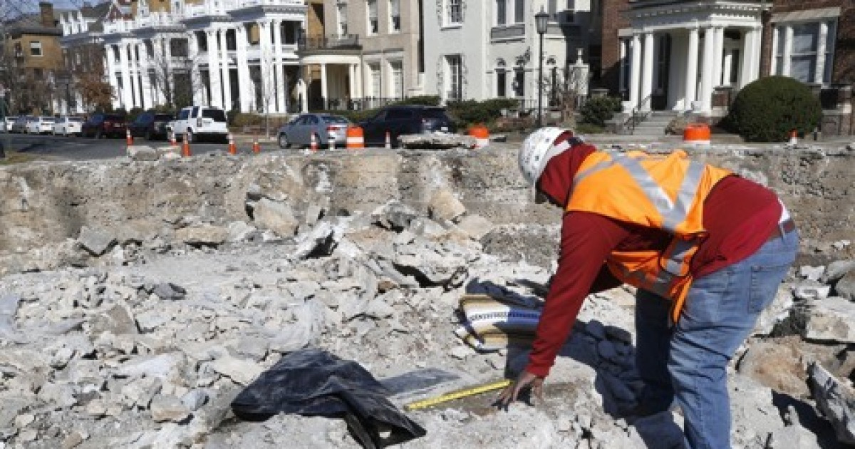 Confederate Monument Box Found