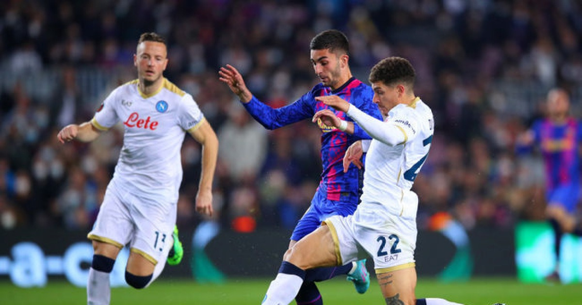 '아쉬운 결정력' 바르사, UEL 16강 PO 1차전 홈경기서 나폴리에 1-1 무승부 [경기종료]