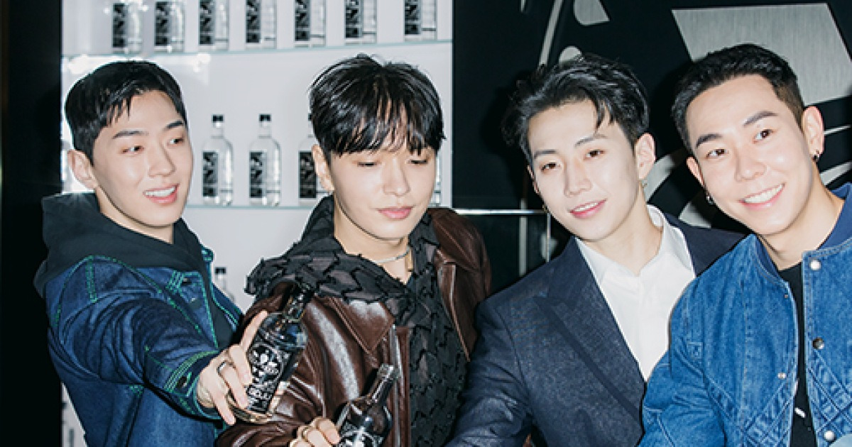 [bnt포토] 그레이-쌈디-박재범-로꼬 '앞으로 AOMG 회식주는 이걸로'