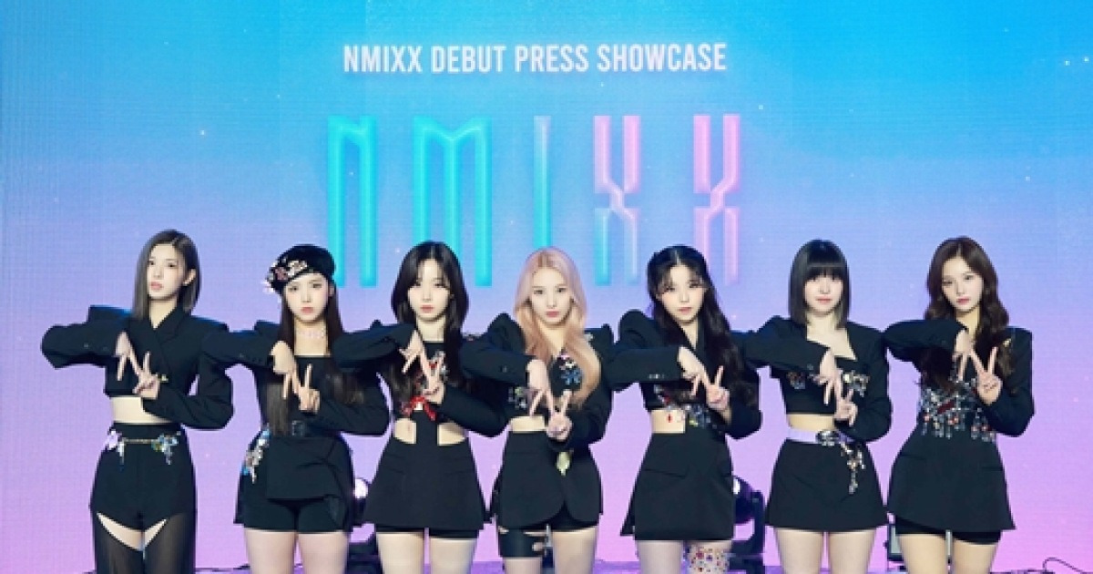 데뷔 엔믹스 "JYP 걸그룹 계보 이을 그룹, 부담 보단 원동력"