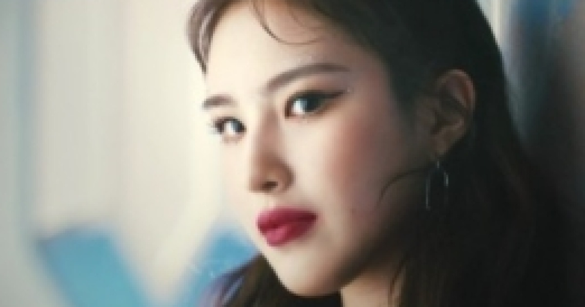 위클리, 신곡 'Ven para' MV 티저 공개..7人7色 카리스마+포스 가득 눈빛 '파격 변신'