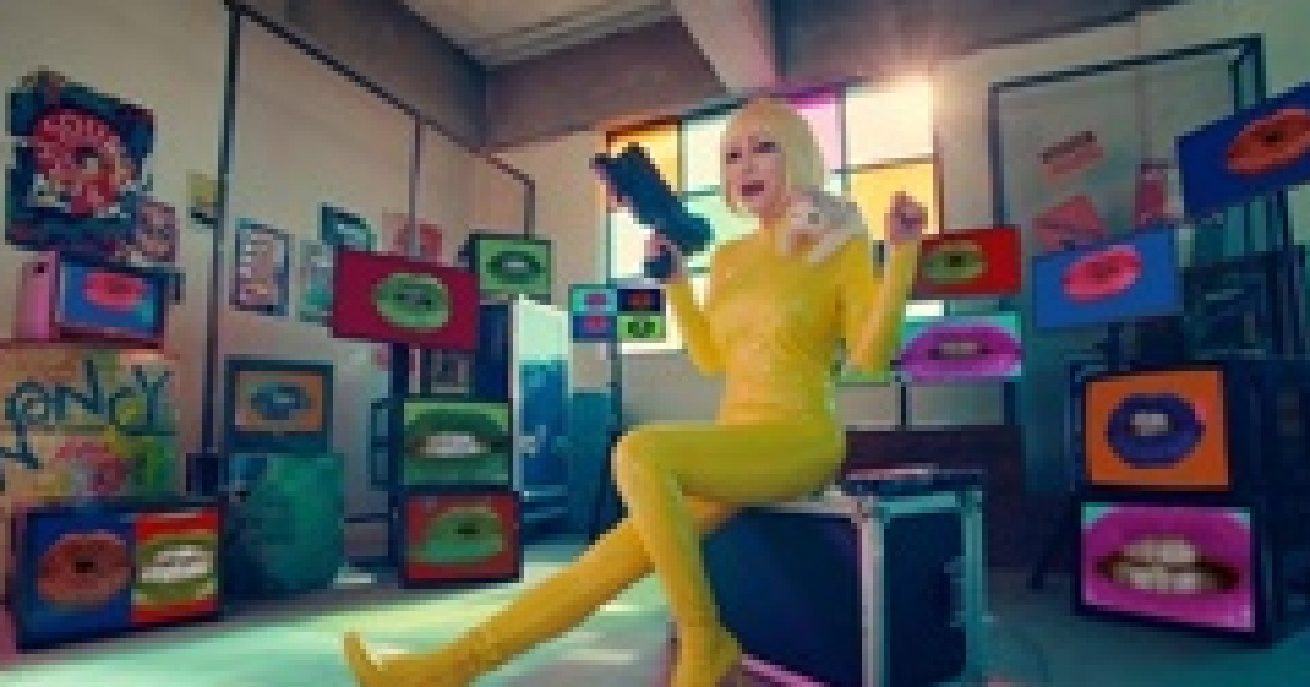 낸시랭, TV 광고서 작품 '스칼렛 마이애미(Scarlet Miami)' 최초 공개