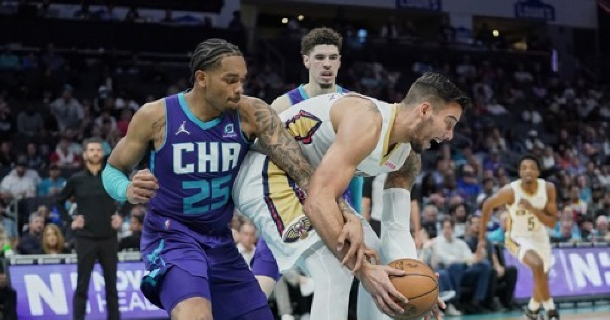 Pelicans Hornets Basketball