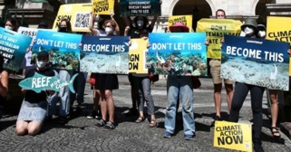 AUSTRALIA GREENPEACE GREAT BARRIER REEF PROTEST