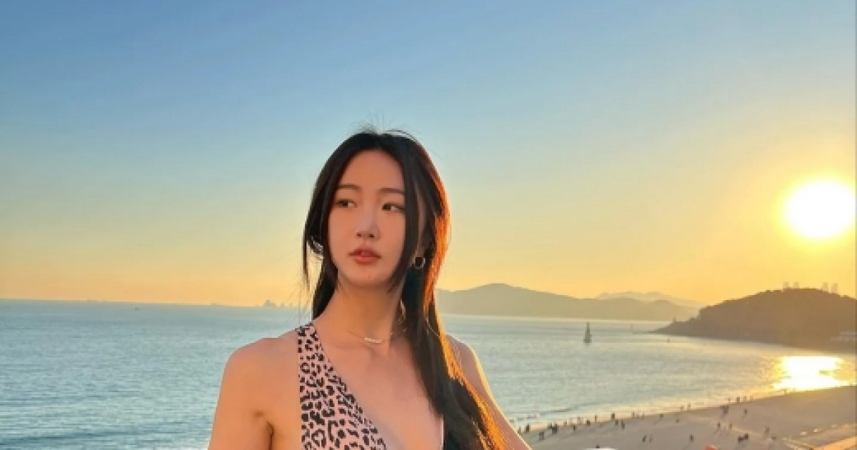 "미쳤다"..'174cm·50kg' 달수빈, 말문 막히는 수영복 자태