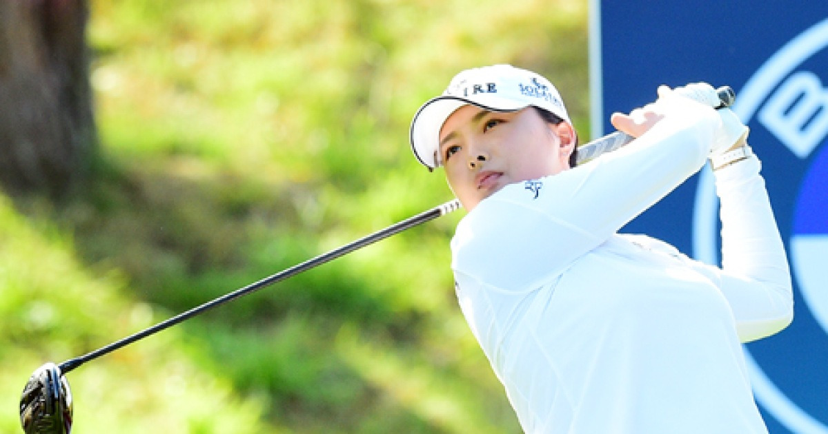 고진영 60대 타수 16R로 끝, 32R 연속 언더파는 성공, JTBC 2R 공동 4위