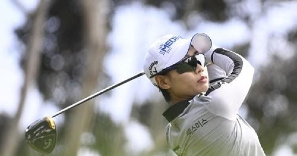 '신인' 안나린, LPGA JTBC 클래식 3R 단독 2위..고진영 공동 3위