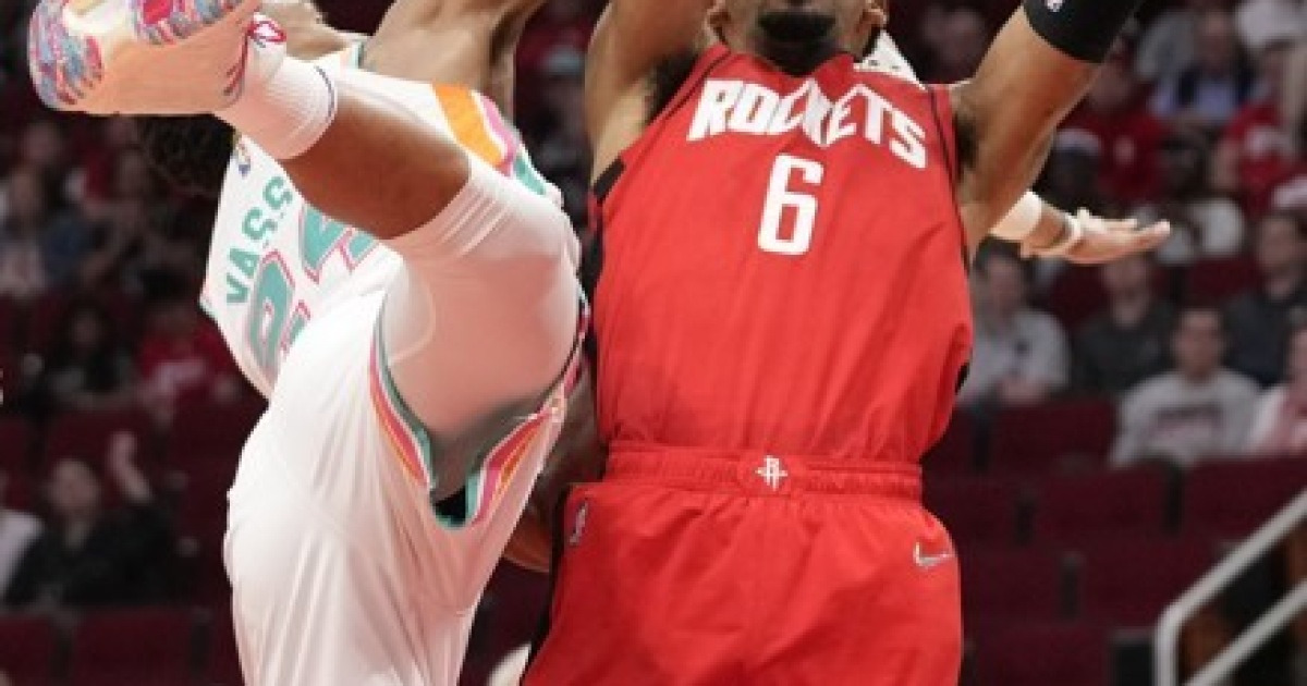Spurs Rockets Basketball