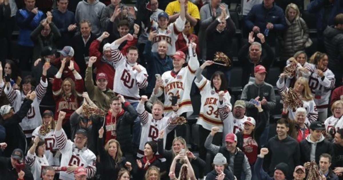 NCAA Michigan Denver Hockey