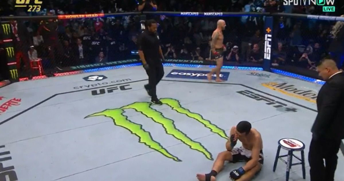 좀비도 속수무책..정찬성, 챔피언 볼카노프스키에 4R TKO패