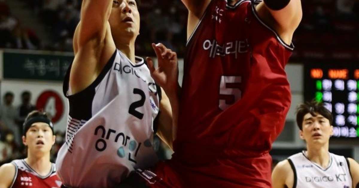 '변준형 위닝샷' KGC, KT 꺾고 3승1패로 2년 연속 챔피언결정전 진출