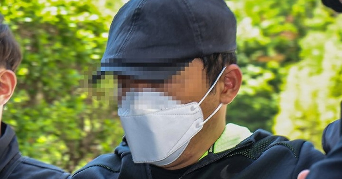 614억원 횡령 우리은행 직원 공범인 동생 영장실질심사 출석