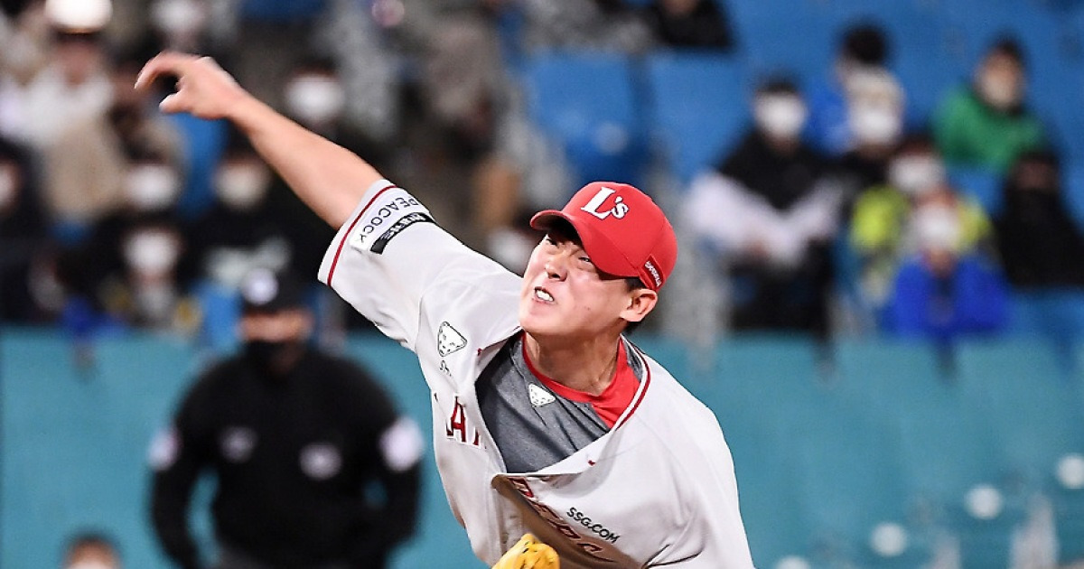 [포토] 156km SSG 조요한 '이제는 필승조'