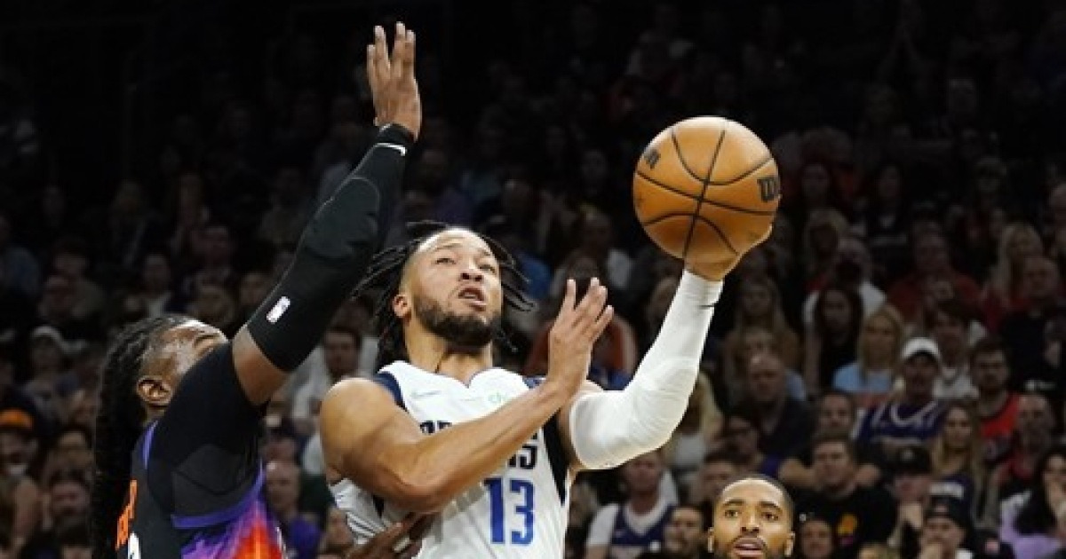 Mavericks Suns Basketball
