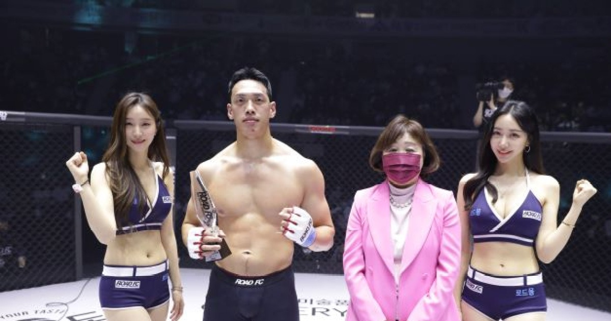 [ROAD FC 060] 윤태영, '컴뱃 삼보 국대' 임동환 꺾고 4연승