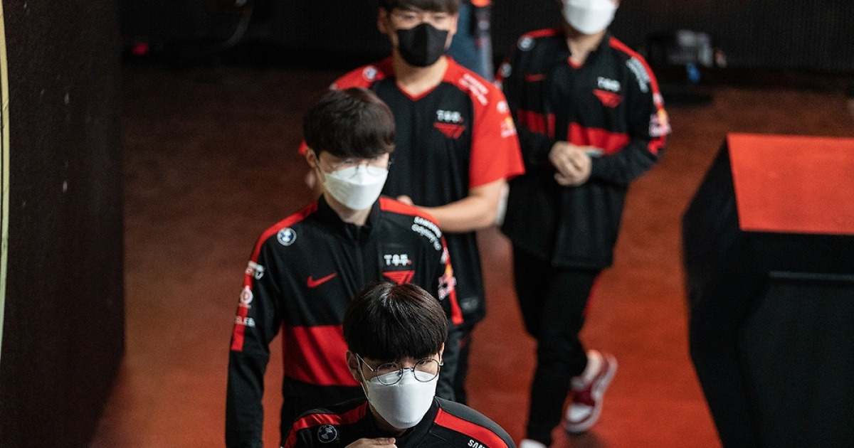 [MSI 포토] DFM에 승리한 T1 '오너' 문현준