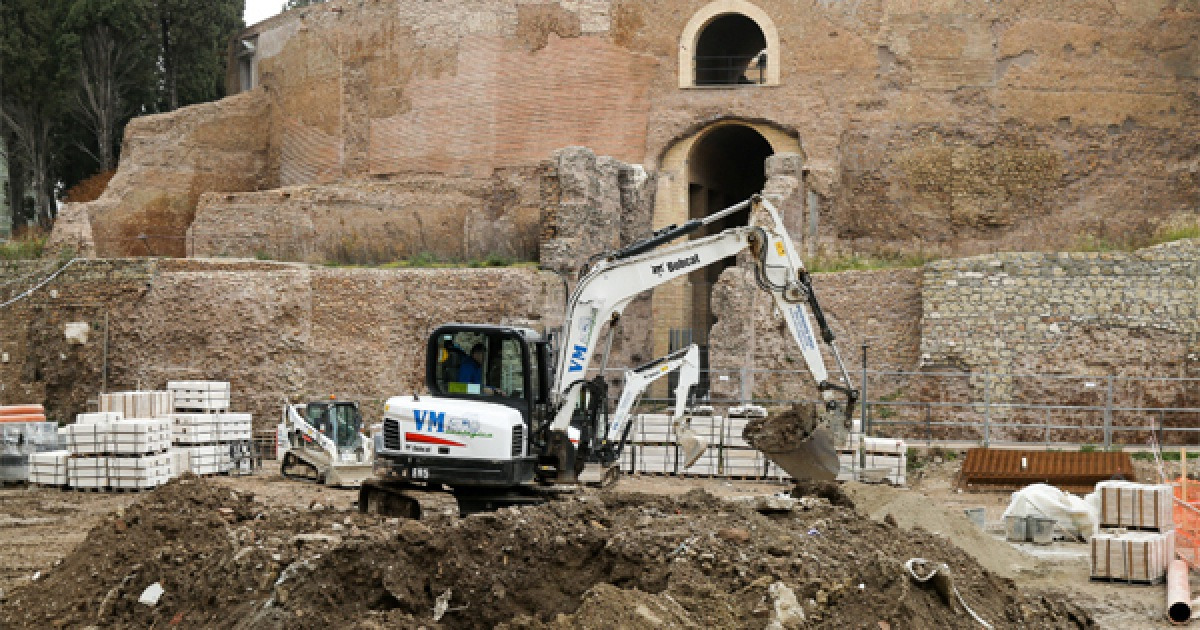 Doosan Bobcat excavators, loader uncover ancient Rome remains, relics