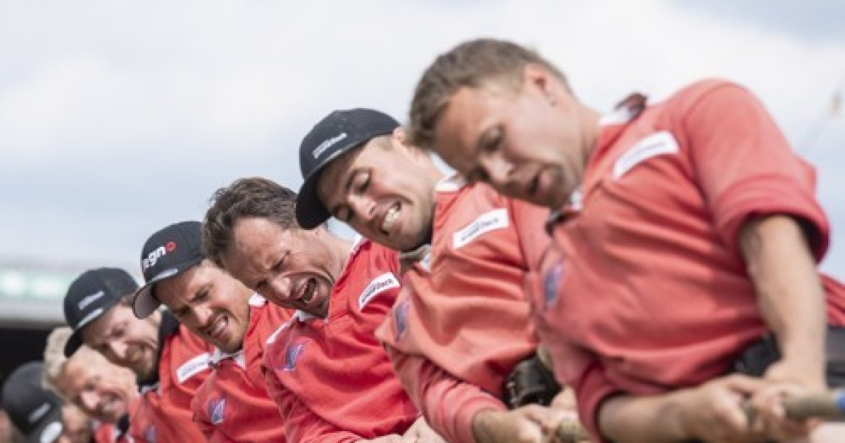 SWITZERLAND TUG OF WAR