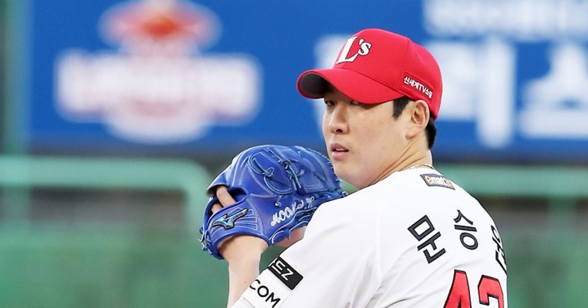 '148→149km' 55억 투수 청신호..쫓기는 1위팀 구세주 될까
