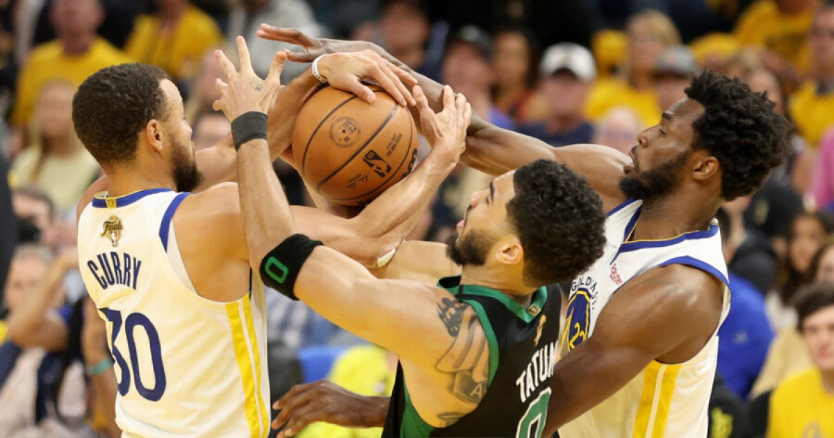커리, 첫 파이널 MVP 따낼까..GSW vs BOS 6차전 열린다