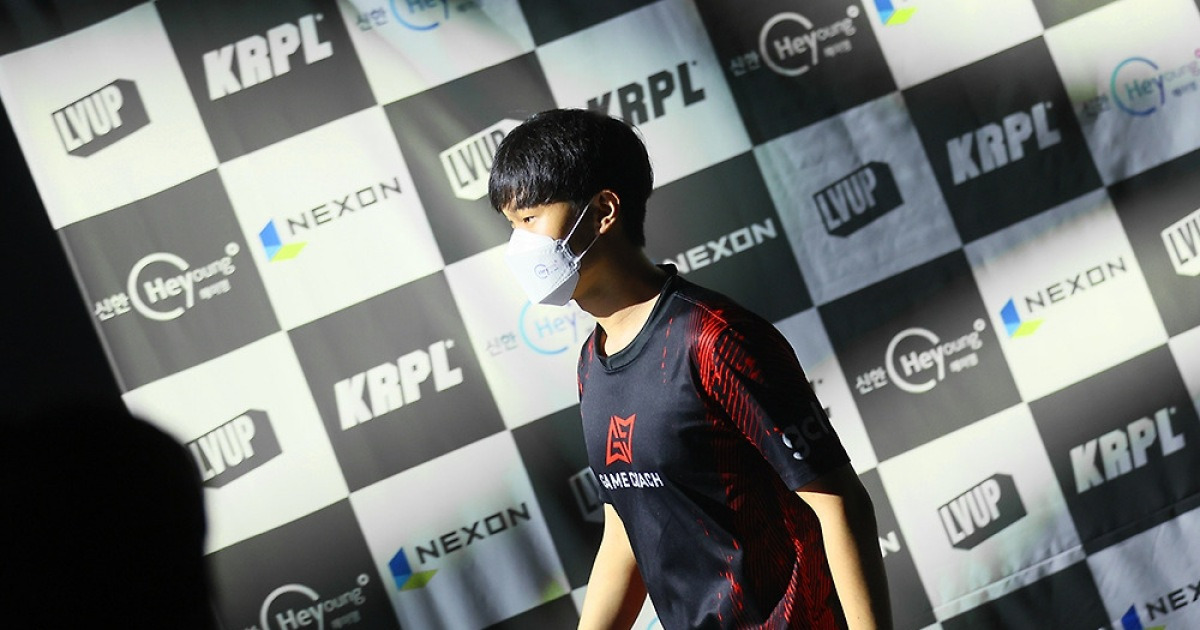 [포토] '리미트' 최림, KRPL 시즌1 결승 무대 입장