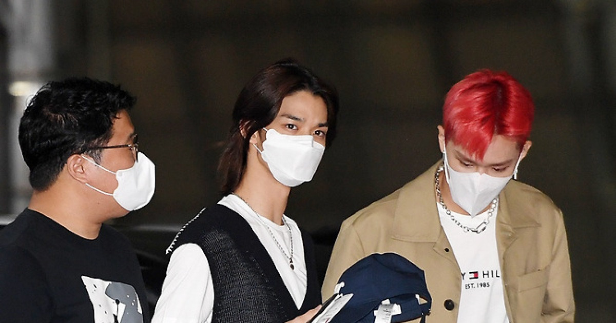 CIX 배진영 '장발의 분위기 美쳤네'[포토엔HD]