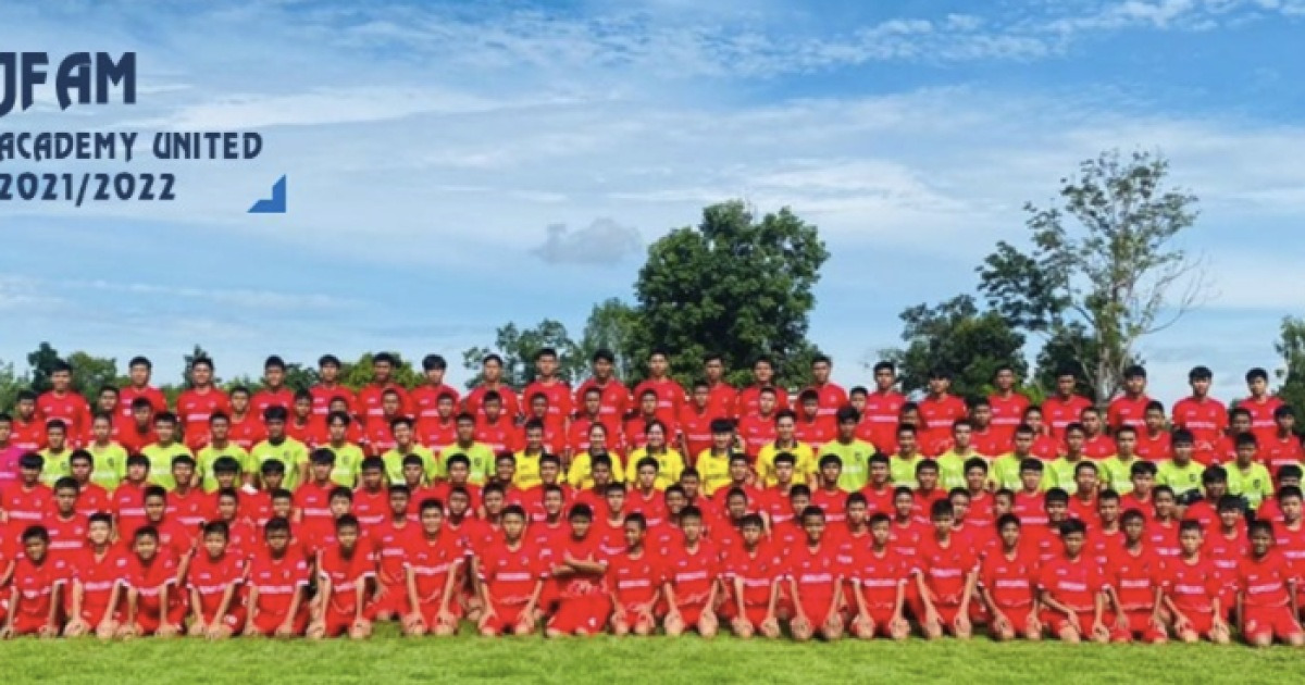 '손흥민의 나라' 온 태국 JFAM선수단 "고마워요 정선군"