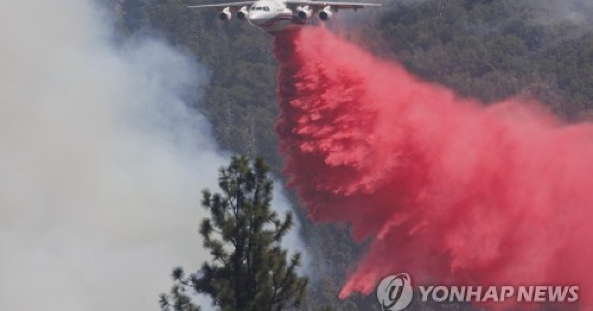 USA WILDFIRE OAK FIRE