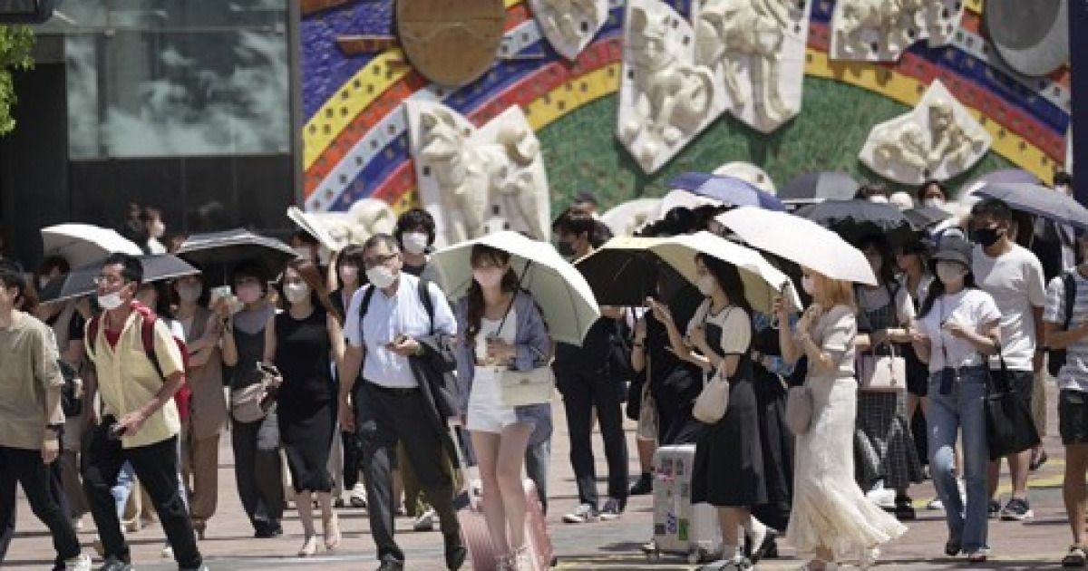 Virus Outbreak Japan Daily Life